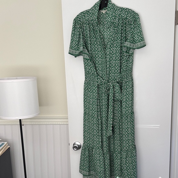 Max Studio | Dresses | Max Studio Green Patterned Midi Dress | Poshmark